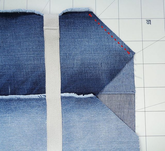 Reverse seams tote bag - Make it in denim - DIY large denim tote bag