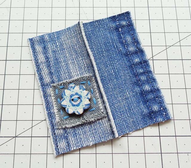 DIY denim Keychain / keepsake - Free sewing tutorial
