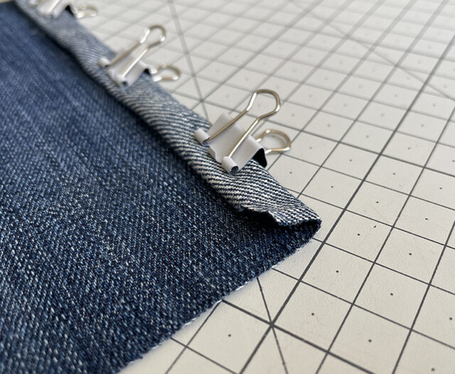 DIY denim Apron - Make it in denim - Upcycle old jeans